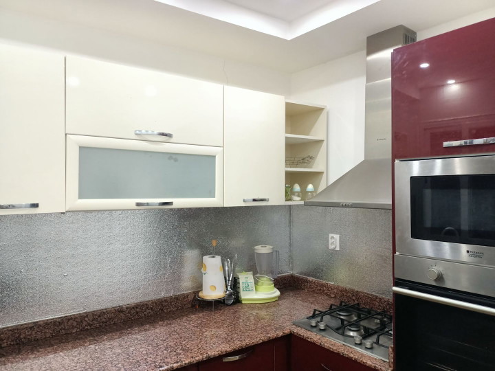 Superbe Appartement Avec Piscine - Constantine