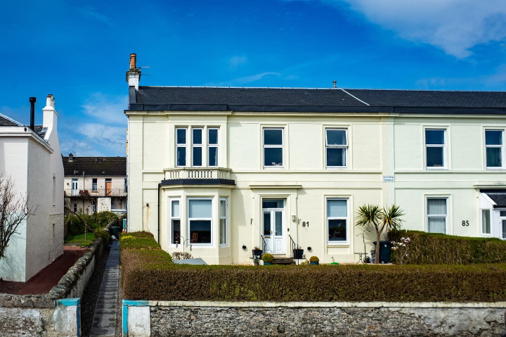 Stylish Seafront Home-from-home - Dunoon