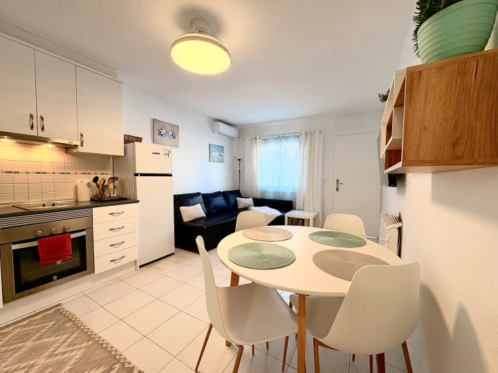 Cozy Poolside Apartment Near La Mata Beach - Torrevieja