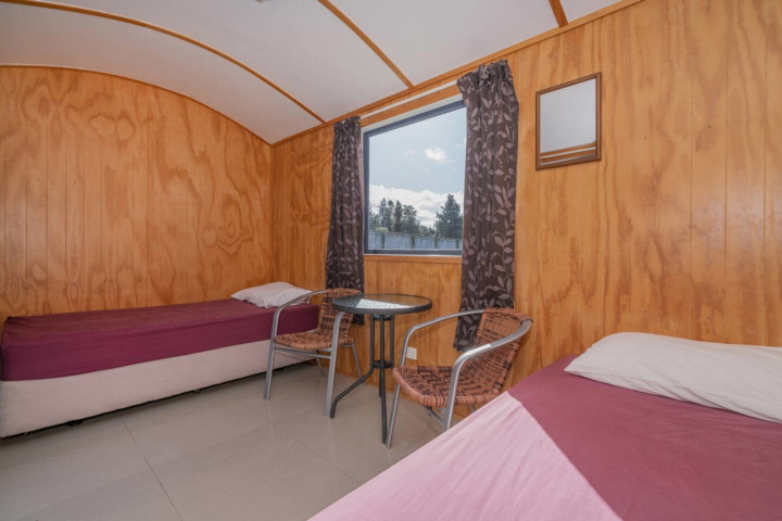 Twin Cabin In Resort - Hahei