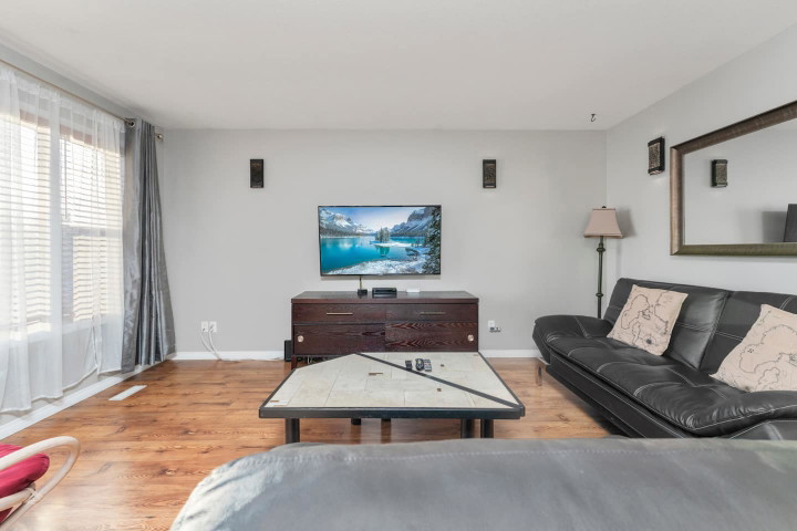 Executive 3 Bedroom Semidetached - Bonnyville