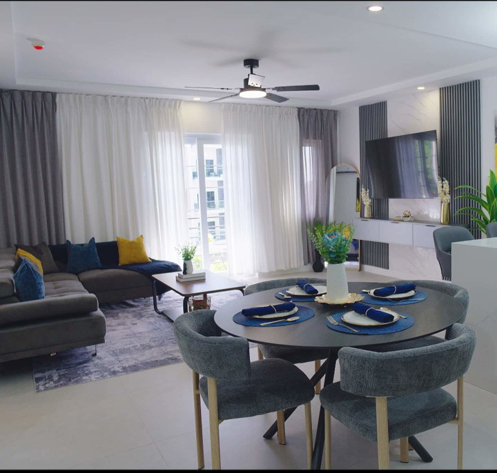 Casa Mali
Modern Living, Island Style -