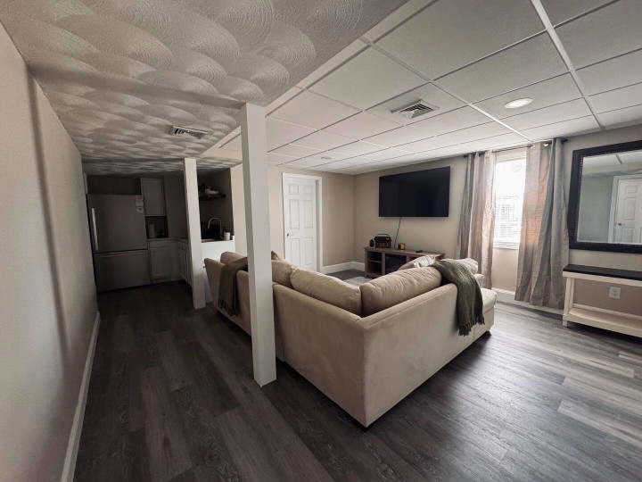 Cozy Stay | Private Entry - Rhode Island