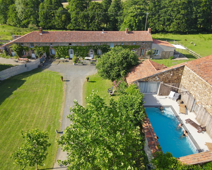 Grande Maison Duo En Campagne Nature Piscine à 29 - Cholet