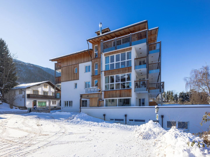 Apartment With Southwest-facing Balcony - Haus im Ennstal