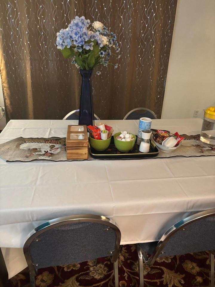 Family Friendly, Business, Vacation Home - Lawrence, KS