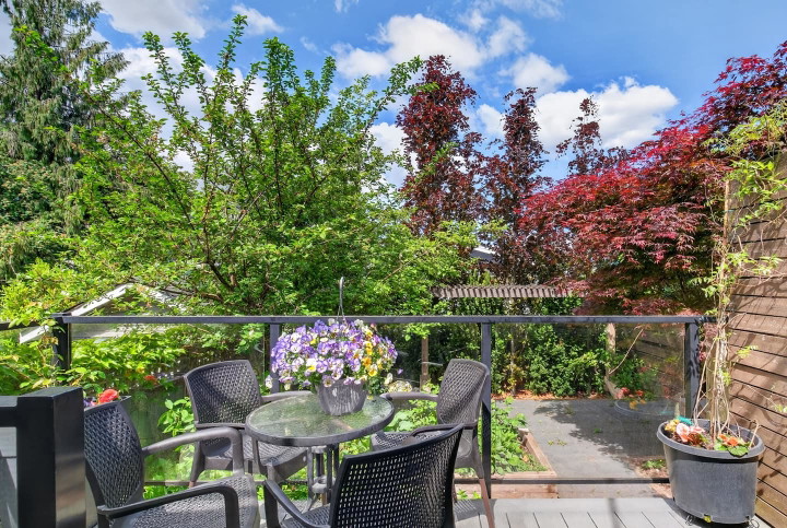 Blue Gem | Stylish 2br 2ba | Skytrain | 15 Min Dt - Vancouver