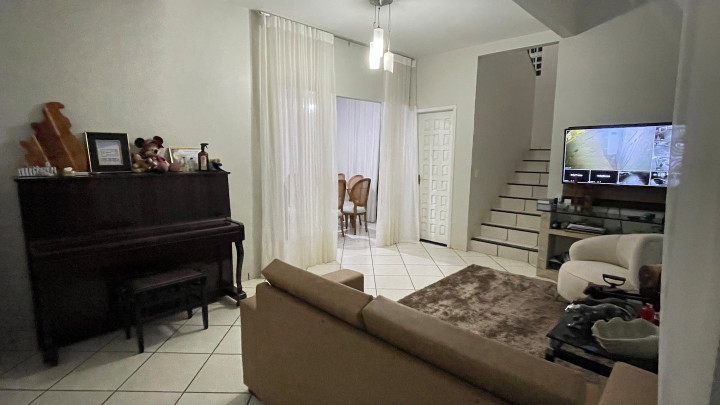 Sobrado Com Piscina Privativa E 2 Suítes - 