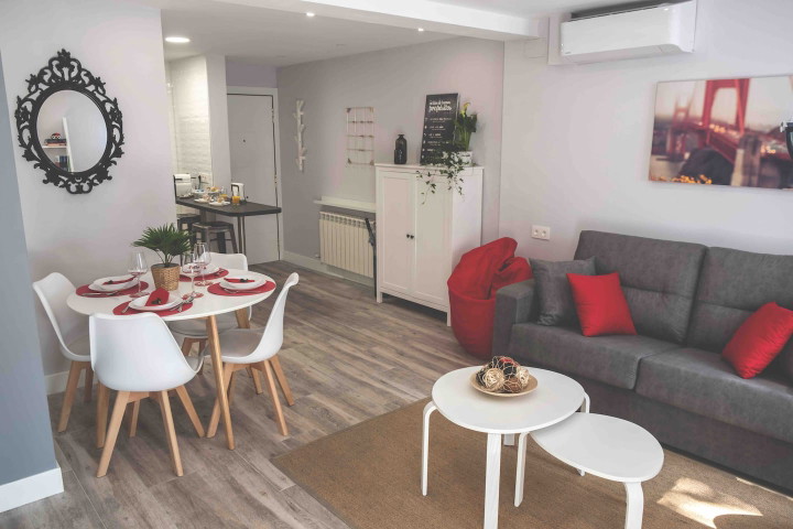 Valtour Nuevo Junto Centro+wifi+ac+smarttv+terraza - Simancas