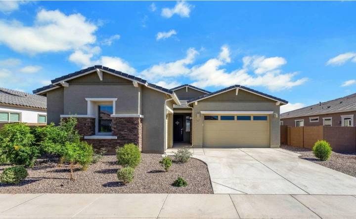 Brand-new Furnished Casita With Laundry & Backyard - Queen Creek, AZ