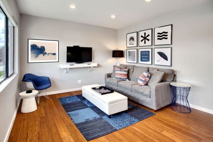 Modern And New In Wallingford - Seattle, WA