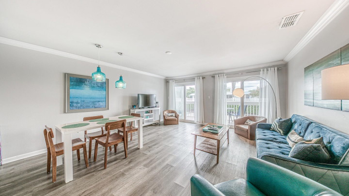 Beach Chairs And Umbrella! Sandpiper Cove 3100! - Destin, FL