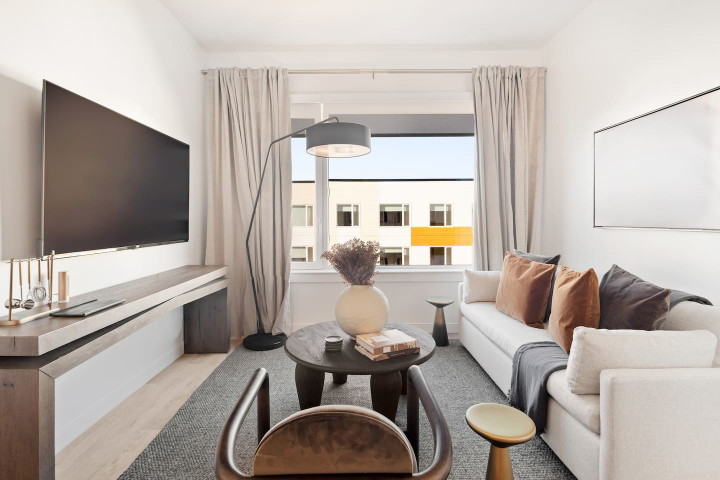 Curated Designer Retreat Pool Gym Dining - North End - Boston