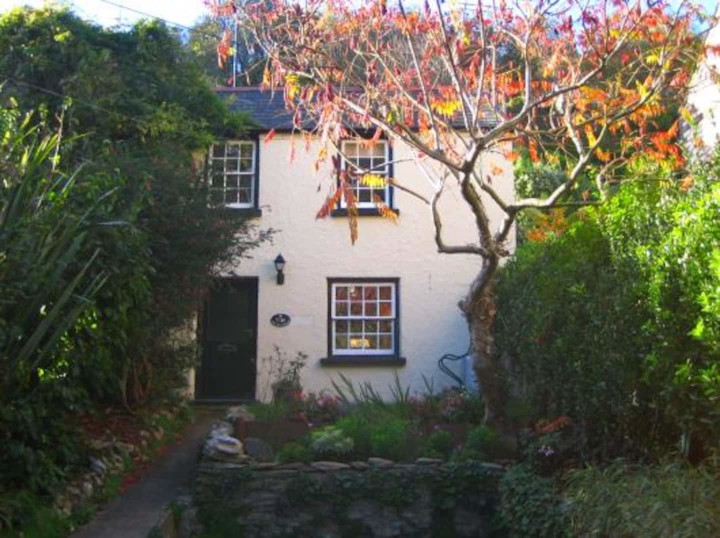 Charming Devon Cottage By The Bay - Ilfracombe
