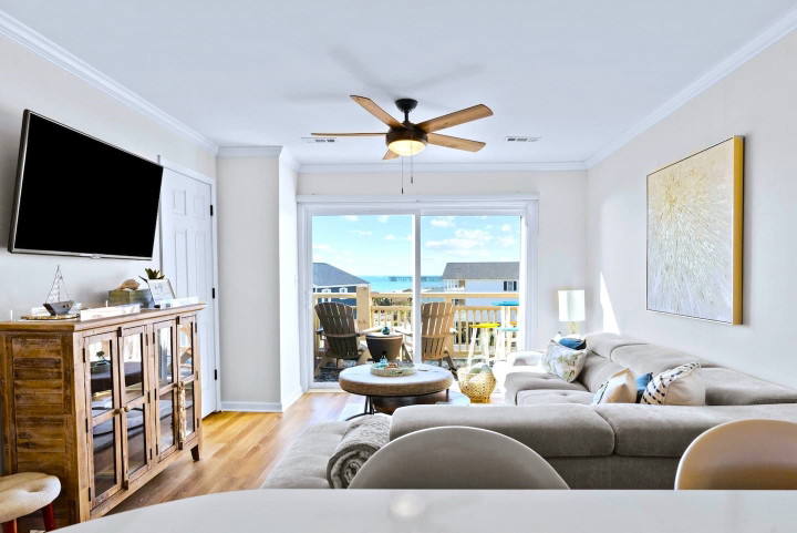 The Coastal Coconut: Beautiful Ocean View Condo - Bald Head Island, NC