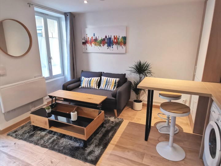 9. Charming Studio Near Train Station And Center - Valence