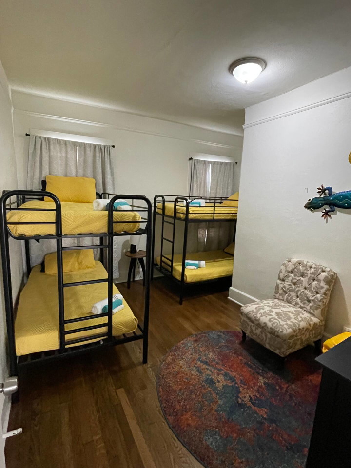 Zero Step Access, Sleeps 10, 1 Mile From Rickwood - Birmingham, AL