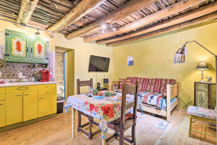 Artsy Santa Cruz Apartment W/ Shared Fire Pit! - Española, NM