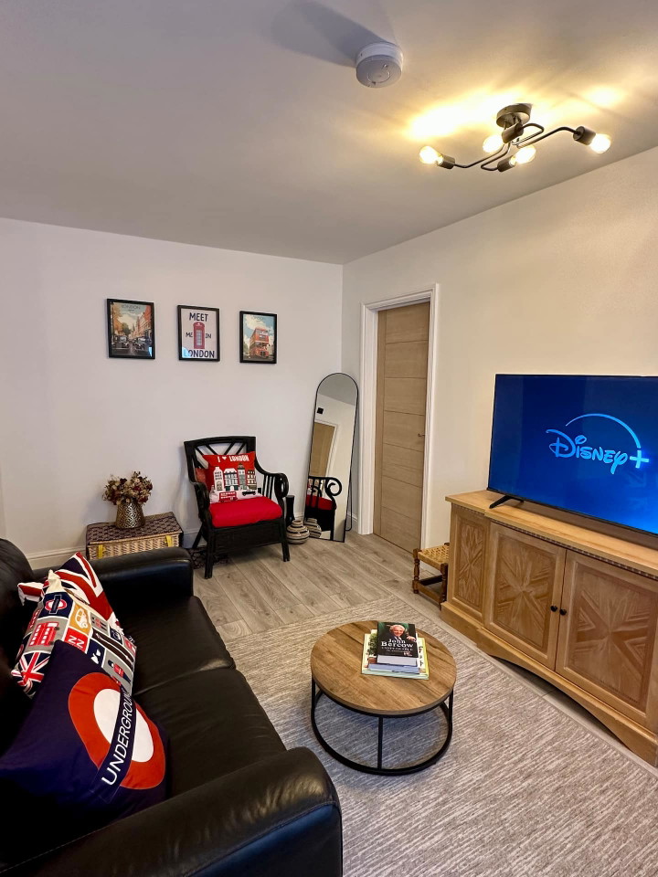 The Little London House (2 Guests) - Essex