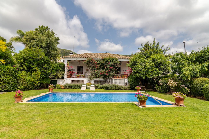 Cozy House With A Garden, Pool And Garage. - Spain