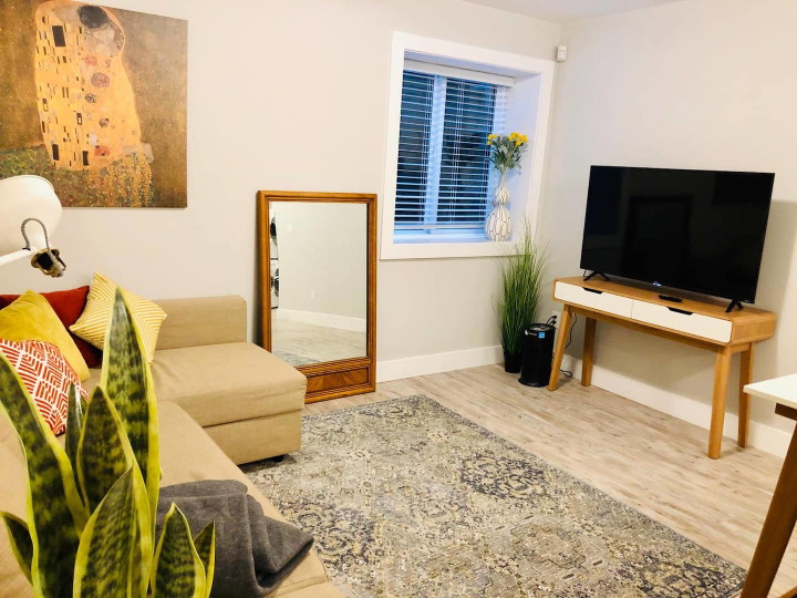 Group Suite | 4 Queen Beds + Sofa | Steam Shower - 6400