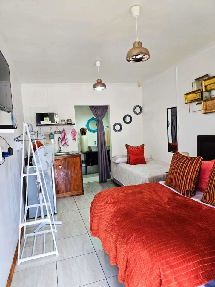 Bella's Guesthouse - Bloemfontein