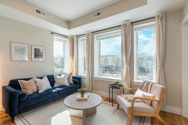 Luxurious Condo | Mit, Harvard, T | Free Parking - Cambridge, MA