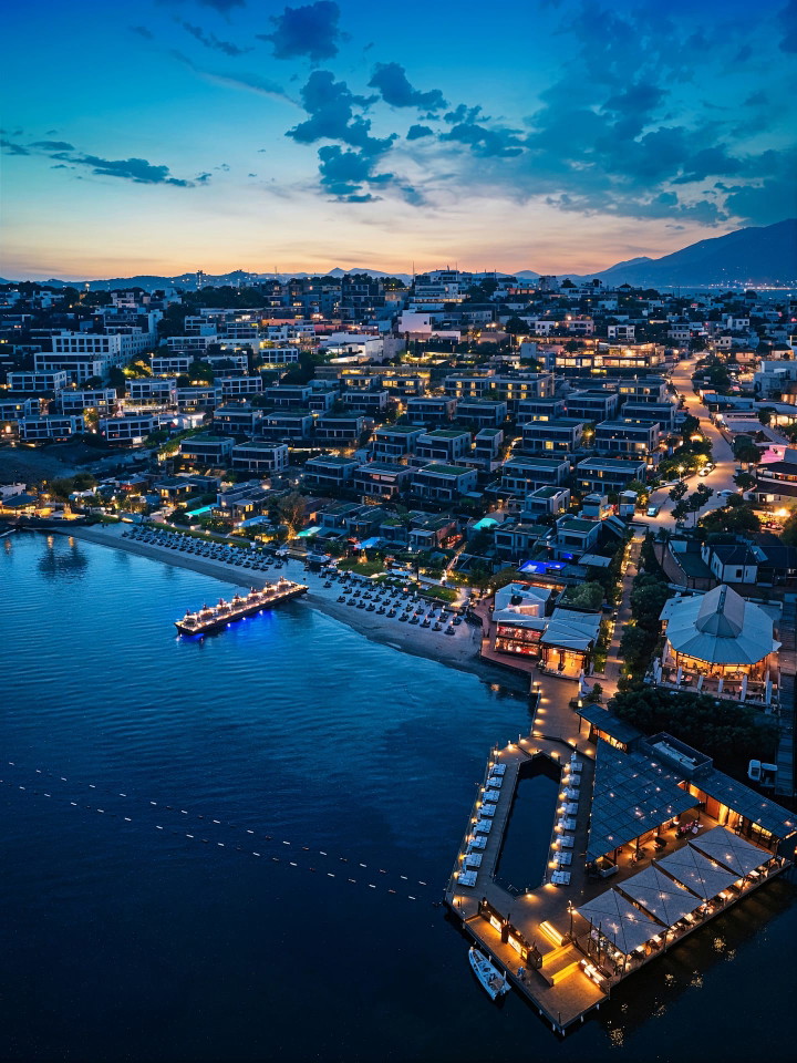 Aegean Flat : Plage Privée, Vues, Spa, Salle De Sport Et Tennis - Bodrum