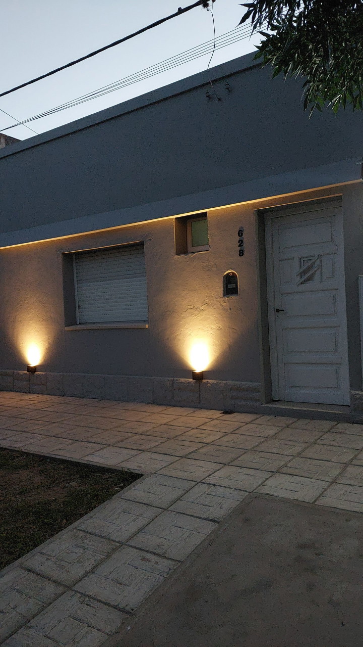 Temporary Rental In Frondizi With Garage - 9 de Julio