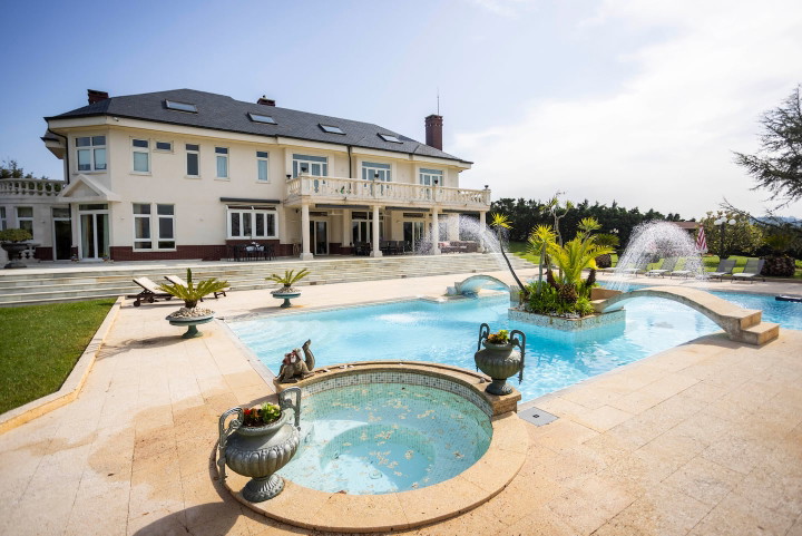 Spectacular Luxury Villa Just 5 Minutes From The Beach. - Polanco