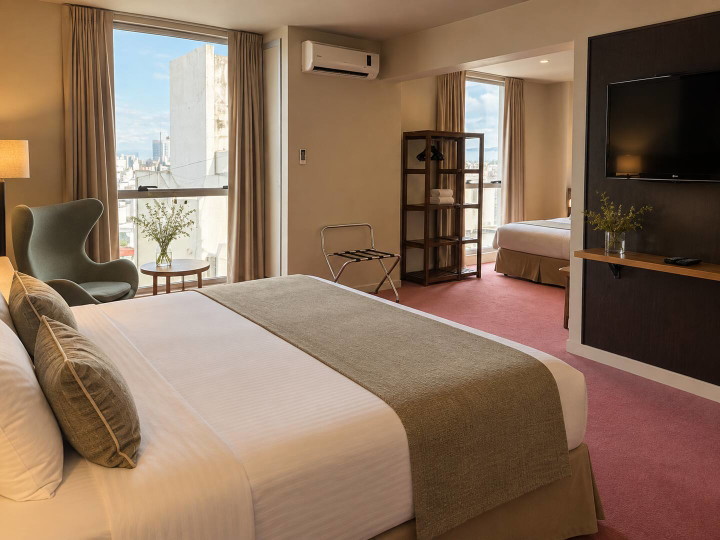 Habitación De Hotel Para 4 Personas - Argentina