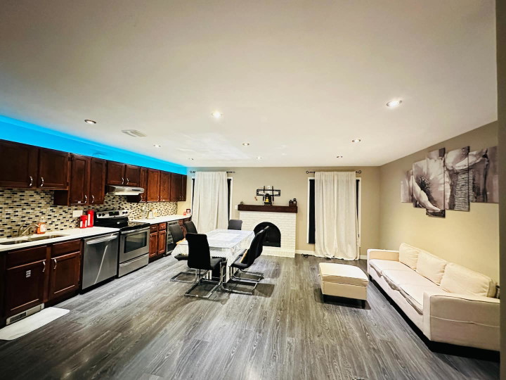 The Refined Family Residence - Winnipeg