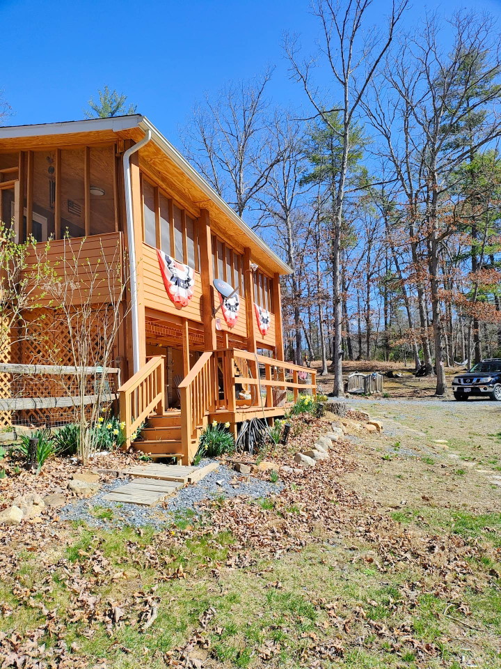Relaxing Cabin By A Pond - Shenandoah National Park