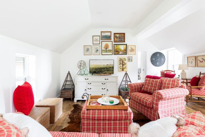 Muskoka Cottage Inspired Downtown Loft - Bracebridge