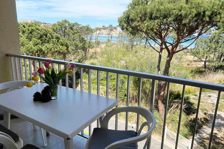 Calvi-28 M² Apartment, Sea View, 50 M From The Beach - Calvi