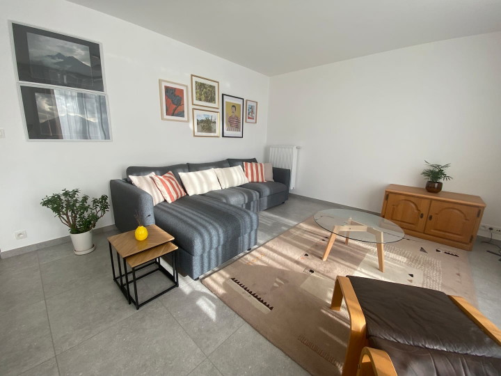 1-bedroom Apartment, All Comforts, 2-4 People - Nivelles