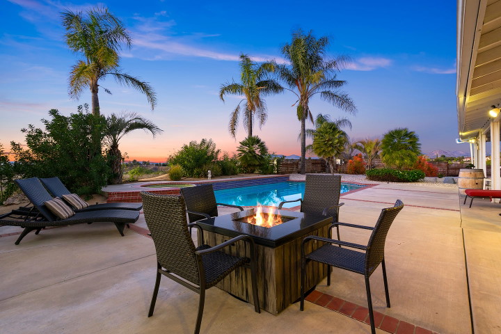Wine Country With The Best Sunset/sunrise In Town! - Temecula, CA
