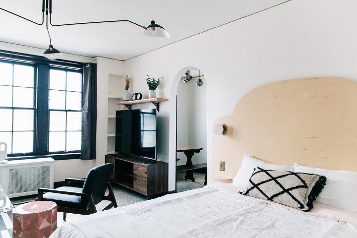 The Wilson L | Corner Studio With Vanity - Madison, WI