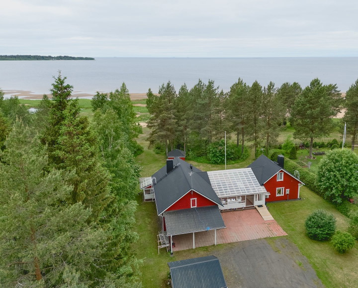 Spacious Sea View Holiday Home W Sauna & Terrace - Oulu