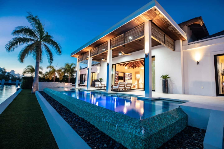 Casa Caoba - Canal-front Luxury Villa, Provo Tci - Turks and Caicos Islands
