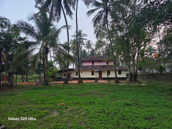 3bhk Farmhouse, Nh66, 3.5km To Mattu Beach - Udupi