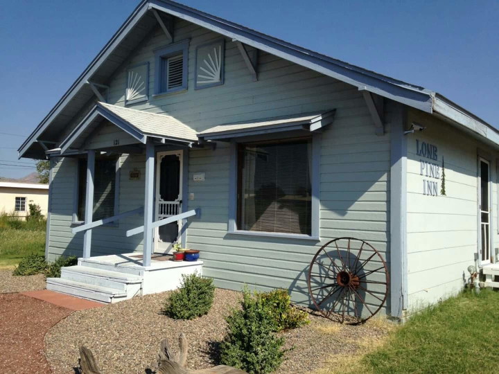 Lone Pine Inn - New Mexico