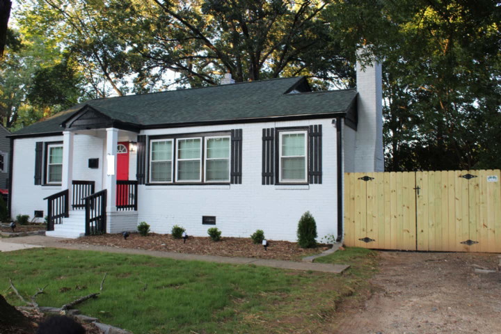 The Catalina Bungalow Uptown Clt W/ Hot Tub - Charlotte, NC