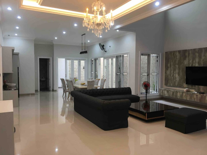 Cheerfull 3-bedroom Home With Free 2  Park - Surabaya