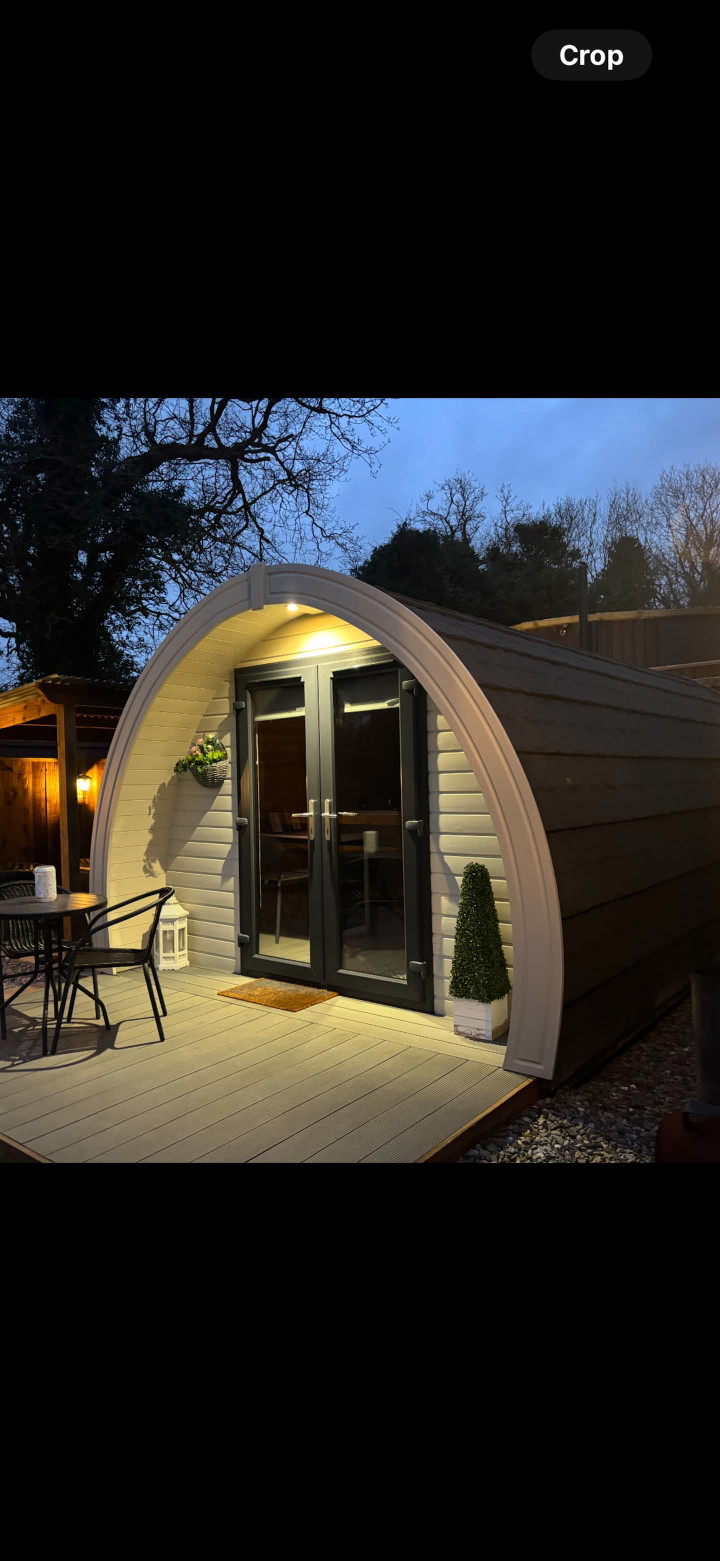 Cozy Haven Pod 1 With Private Hot Tub (Adultsonly) - Blessington