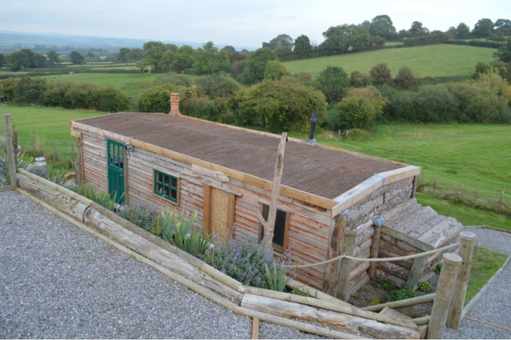 The Cabin: Scenic Country Cabin Private & Rural - Glastonbury