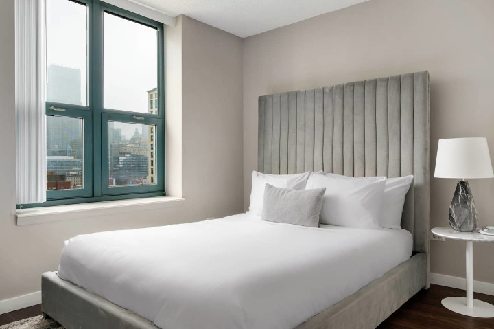 Kasa | Views From Your Private Balcony | Chicago - Chicago, IL
