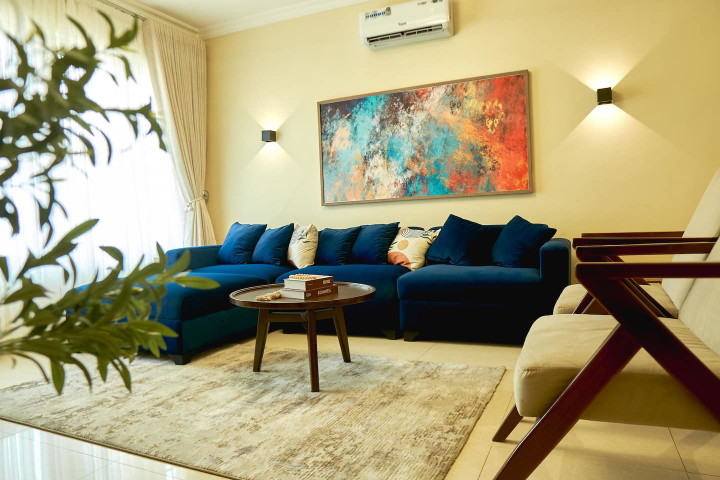 3 Bed 3 Bath Apartment In Gra - 24/7 Power + Pool - Lagos