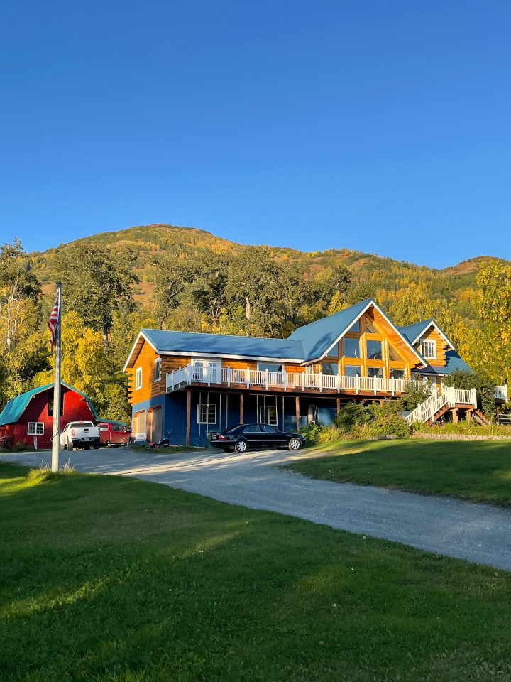 Log Home's Spacious Lower Level. - Alaska