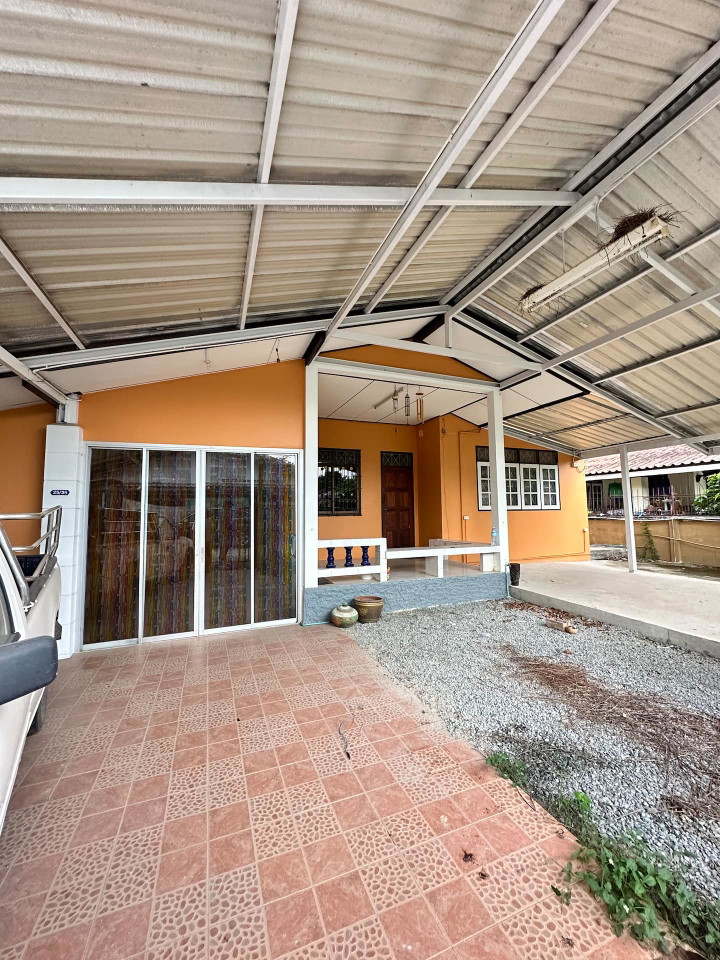 3 Br House Nearby Pmy Beach - Rayong